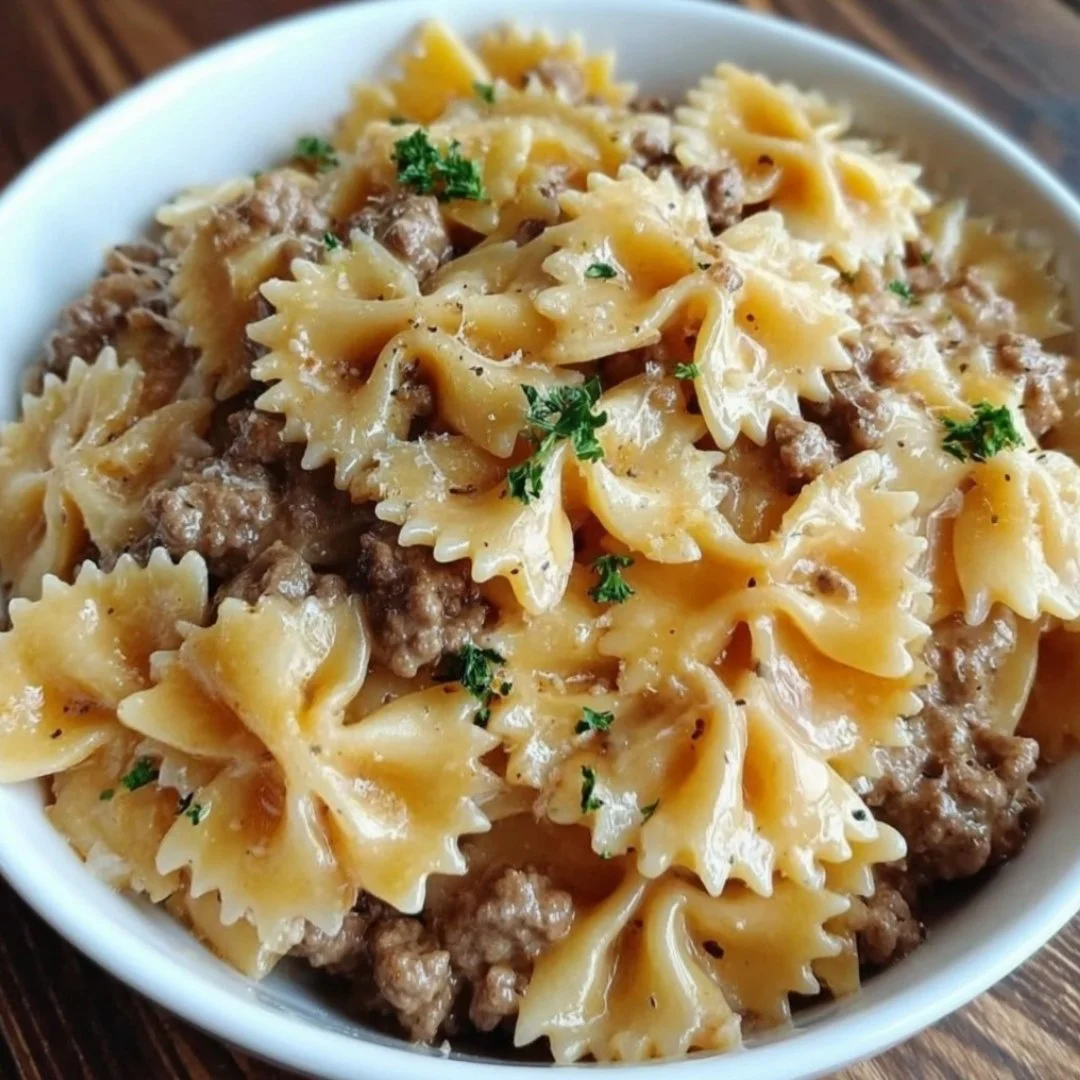 Garlic Butter Beef & Cheesy Bowtie Pasta